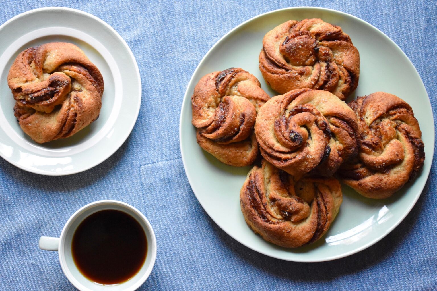 Twisted Cinnamon Rolls - crispy and soft - Cumin and Yin